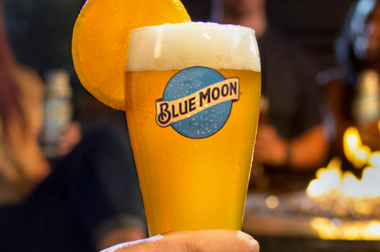 What does Blue Moon Taste Like? And What Style of Beer is It?